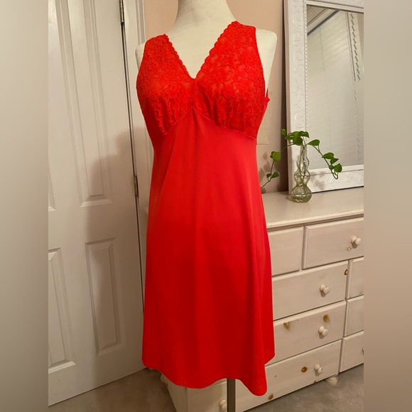 Gossard Artemis | Intimates & Sleepwear | Vintage Gossard Artemis Red ...